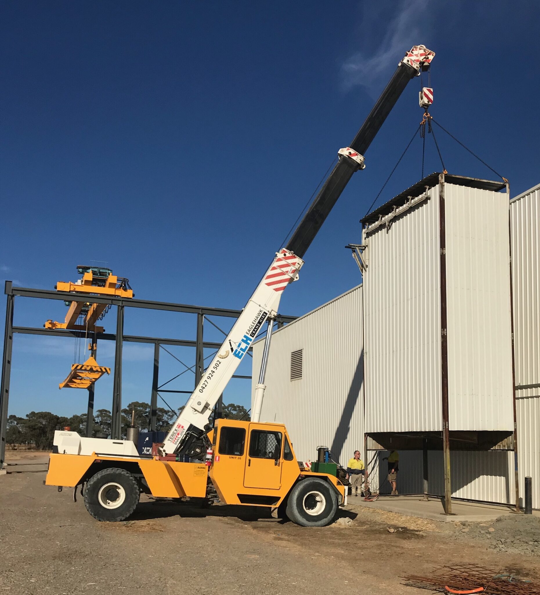 Crane Hire - Eaglehawk Crane Hire
